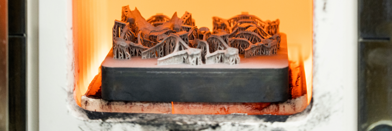 Laser sintering in dental prosthetics